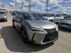 Серый Лексус UX 250h 2020 в Паневежис, объемом двигателя 1.99 л и пробегом 92 тыс. км за 23500 €, фото 3 на AUTOMOTO.COM.LV