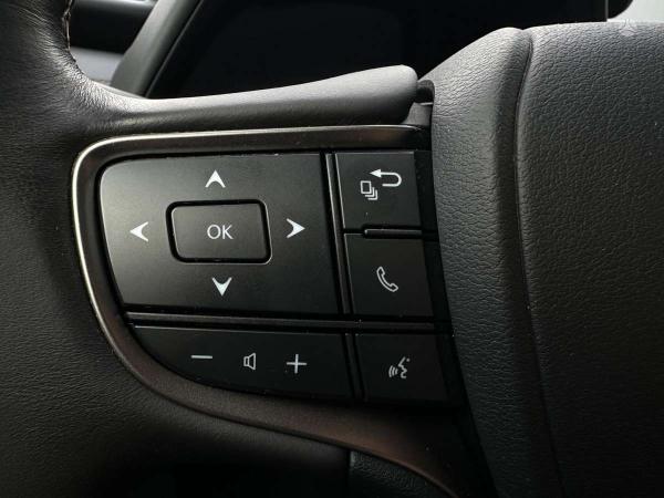 Pelēks Lexus UX 250h 2020 Viļņa, ar dzinēja tilpumu 2.00 L un nobraukumu 110 tūkst. km par 22550 €, foto 10 vietnē AUTOMOTO.COM.LV