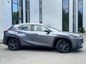 Grey Lexus UX 250h 2020 in Kaunas, with an engine capacity of 1.99 L and mileage of 158 thousand km for 19950 €, photo 10 on AUTOMOTO.COM.LV