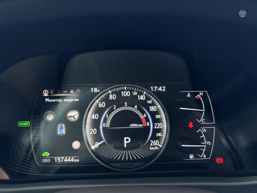 Grey Lexus UX 250h 2020 in Kaunas, with an engine capacity of 1.99 L and mileage of 158 thousand km for 19950 €, photo 24 on AUTOMOTO.COM.LV