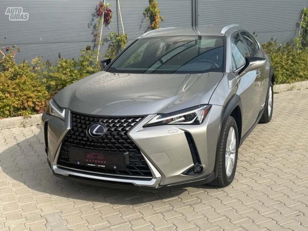 Pelēks Lexus UX 250h 2020 Viļņa, ar dzinēja tilpumu 2.00 L un nobraukumu 144 tūkst. km par 20900 €, foto 3 vietnē AUTOMOTO.COM.LV