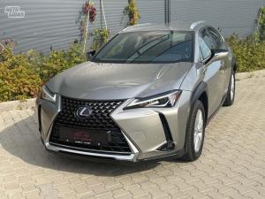 Pelēks Lexus UX 250h 2020 Viļņa, ar dzinēja tilpumu 2.00 L un nobraukumu 144 tūkst. km par 21500 €, foto 3 vietnē AUTOMOTO.COM.LV