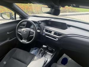 Pelēks Lexus UX 250h 2020 Viļņa, ar dzinēja tilpumu 1.99 L un nobraukumu 144 tūkst. km par 20800 €, foto 13 vietnē AUTOMOTO.COM.LV