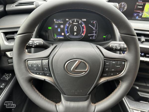 Серый Лексус UX 250h 2020 в Авиженяй, объемом двигателя 2.00 л и пробегом 181 тыс. км за 20550 €, фото 7 на AUTOMOTO.COM.LV