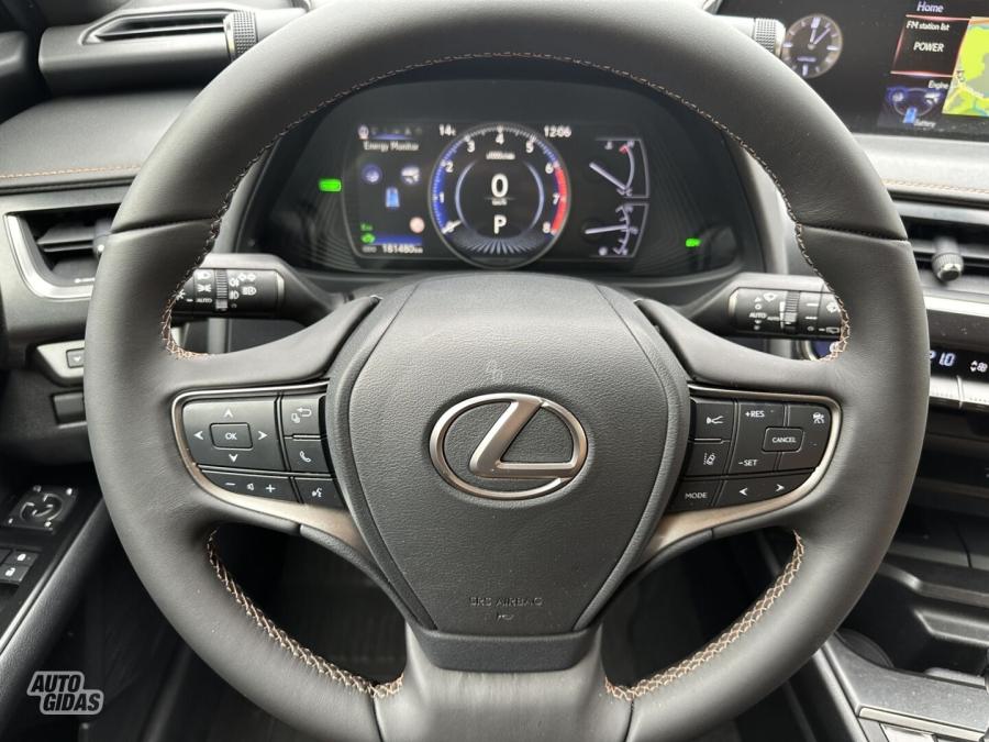 Pelēks Lexus UX 250h 2020 Avižieniai, ar dzinēja tilpumu 2.00 L un nobraukumu 181 tūkst. km par 20550 €, foto 7 vietnē AUTOMOTO.COM.LV