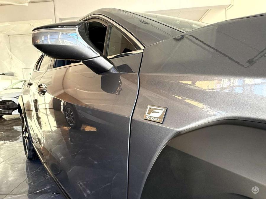 Grey Lexus UX 250h 2021 in Panevezys, with an engine capacity of 1.99 L and mileage of 108 thousand km for 25500 €, photo 12 on AUTOMOTO.COM.LV