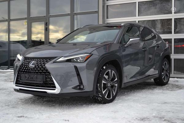 Grey Lexus UX 250h 2021 in Vilnius, with an engine capacity of 1.99 L and mileage of 96 thousand km for 25000 €, photo 2 on AUTOMOTO.COM.LV