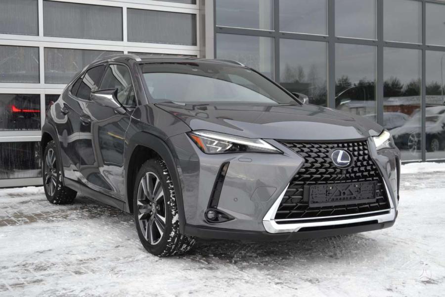 Pelēks Lexus UX 250h 2021 Viļņa, ar dzinēja tilpumu 1.99 L un nobraukumu 96 tūkst. km par 25000 €, foto 5 vietnē AUTOMOTO.COM.LV