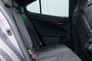 Grey Lexus UX 250h 2021 in Vilnius, with an engine capacity of 1.99 L and mileage of 120 thousand km for 24900 €, photo 10 on AUTOMOTO.COM.LV