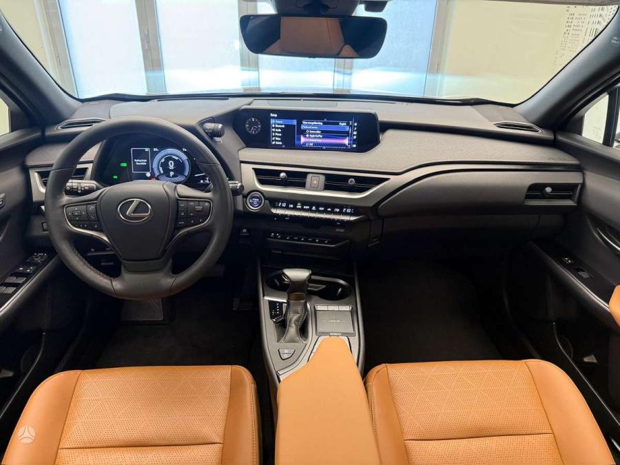 Pelēks Lexus UX 250h 2021 Kauņa, ar dzinēja tilpumu 1.99 L un nobraukumu 51 tūkst. km par 29500 €, foto 8 vietnē AUTOMOTO.COM.LV