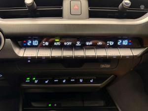 Pelēks Lexus UX 250h 2021 Kauņa, ar dzinēja tilpumu 1.99 L un nobraukumu 51 tūkst. km par 29500 €, foto 21 vietnē AUTOMOTO.COM.LV