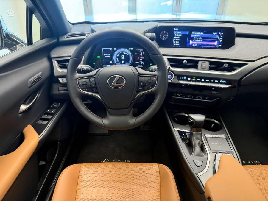 Pelēks Lexus UX 250h 2021 Kauņa, ar dzinēja tilpumu 1.99 L un nobraukumu 51 tūkst. km par 29500 €, foto 25 vietnē AUTOMOTO.COM.LV