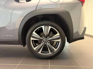 Pelēks Lexus UX 250h 2021 Kauņa, ar dzinēja tilpumu 1.99 L un nobraukumu 51 tūkst. km par 29500 €, foto 28 vietnē AUTOMOTO.COM.LV