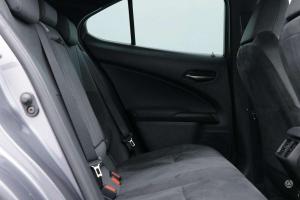 Grey Lexus UX 250h 2021 in Vilnius, with an engine capacity of 1.99 L and mileage of 120 thousand km for 24400 €, photo 10 on AUTOMOTO.COM.LV