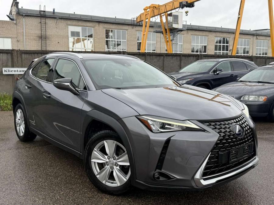 Pelēks Lexus UX 250h 2021 Viļņa, ar dzinēja tilpumu 1.99 L un nobraukumu 210 tūkst. km par 17900 €, foto 5 vietnē AUTOMOTO.COM.LV