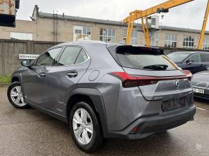 Pelēks Lexus UX 250h 2021 Viļņa, ar dzinēja tilpumu 1.99 L un nobraukumu 210 tūkst. km par 17900 €, foto 10 vietnē AUTOMOTO.COM.LV