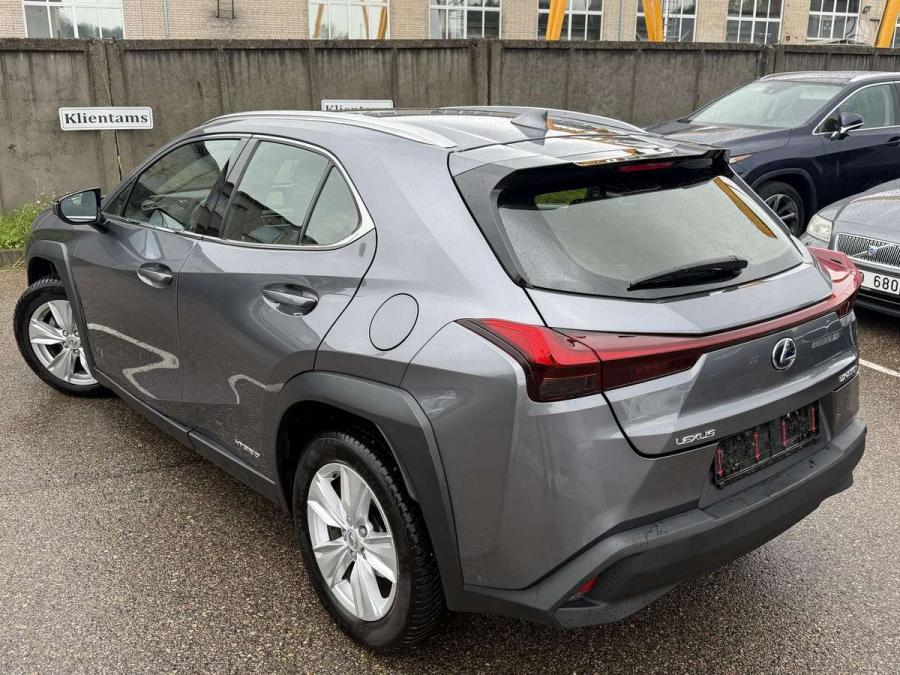 Pelēks Lexus UX 250h 2021 Viļņa, ar dzinēja tilpumu 1.99 L un nobraukumu 210 tūkst. km par 17900 €, foto 11 vietnē AUTOMOTO.COM.LV