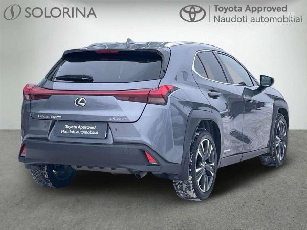 Pelēks Lexus UX 250h 2022 Klaipėda, ar dzinēja tilpumu 1.99 L un nobraukumu 54 tūkst. km par 25700 €, foto 2 vietnē AUTOMOTO.COM.LV