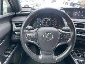 Pelēks Lexus UX 250h 2022 Klaipėda, ar dzinēja tilpumu 1.99 L un nobraukumu 54 tūkst. km par 25700 €, foto 11 vietnē AUTOMOTO.COM.LV