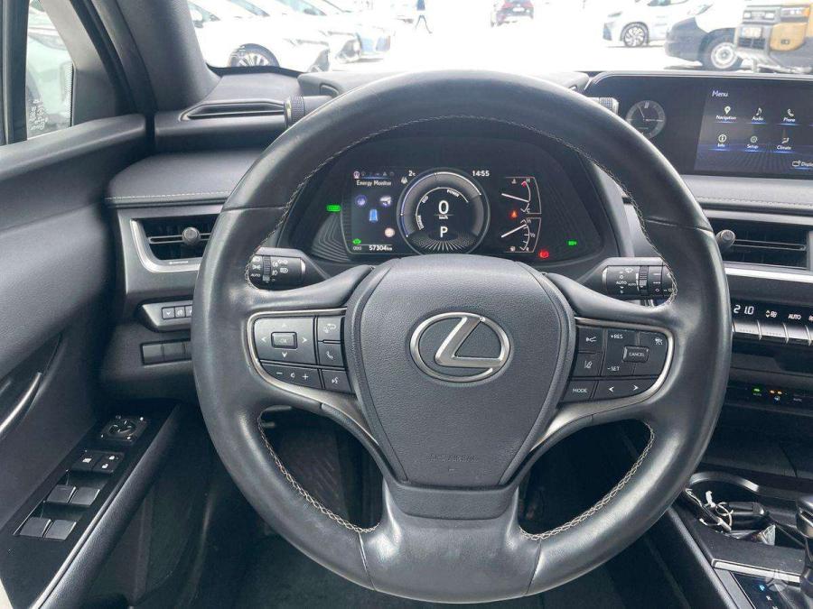 Pelēks Lexus UX 250h 2022 Klaipėda, ar dzinēja tilpumu 1.99 L un nobraukumu 54 tūkst. km par 25700 €, foto 11 vietnē AUTOMOTO.COM.LV