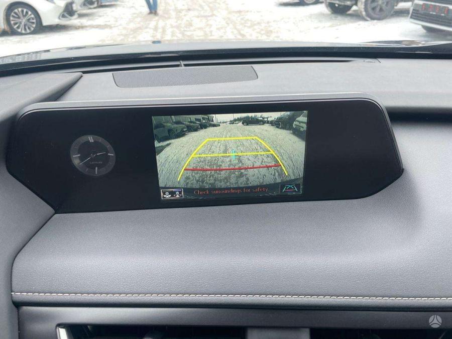 Pelēks Lexus UX 250h 2022 Klaipėda, ar dzinēja tilpumu 1.99 L un nobraukumu 54 tūkst. km par 25700 €, foto 12 vietnē AUTOMOTO.COM.LV