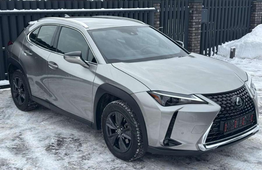 Pelēks Lexus UX 250h 2023 Viļņa, ar dzinēja tilpumu 1.99 L un nobraukumu 17 tūkst. km par 29800 €, foto 4 vietnē AUTOMOTO.COM.LV