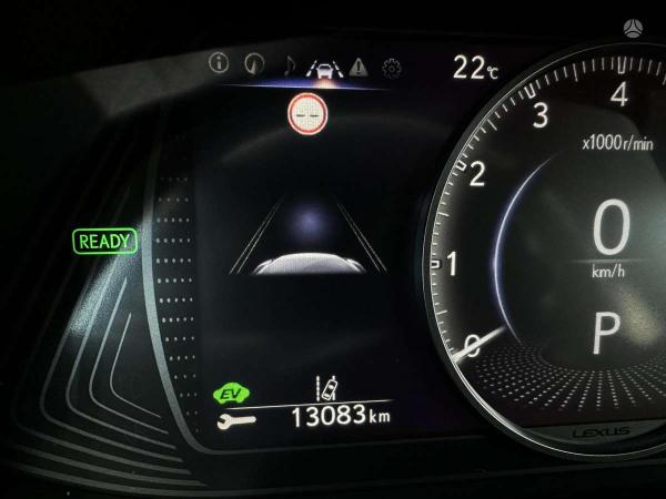 Серый Лексус UX 250h 2023 в Вильнюс, объемом двигателя 2.00 л и пробегом 47 тыс. км за 31750 €, фото 8 на AUTOMOTO.COM.LV