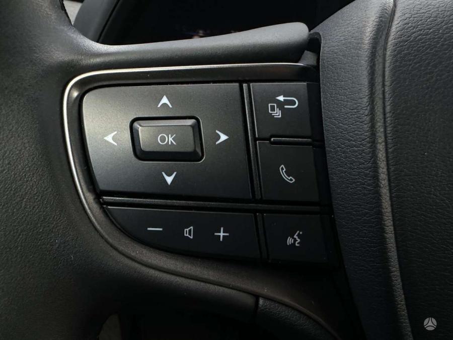 Pelēks Lexus UX 250h 2023 Viļņa, ar dzinēja tilpumu 2.00 L un nobraukumu 47 tūkst. km par 31750 €, foto 12 vietnē AUTOMOTO.COM.LV