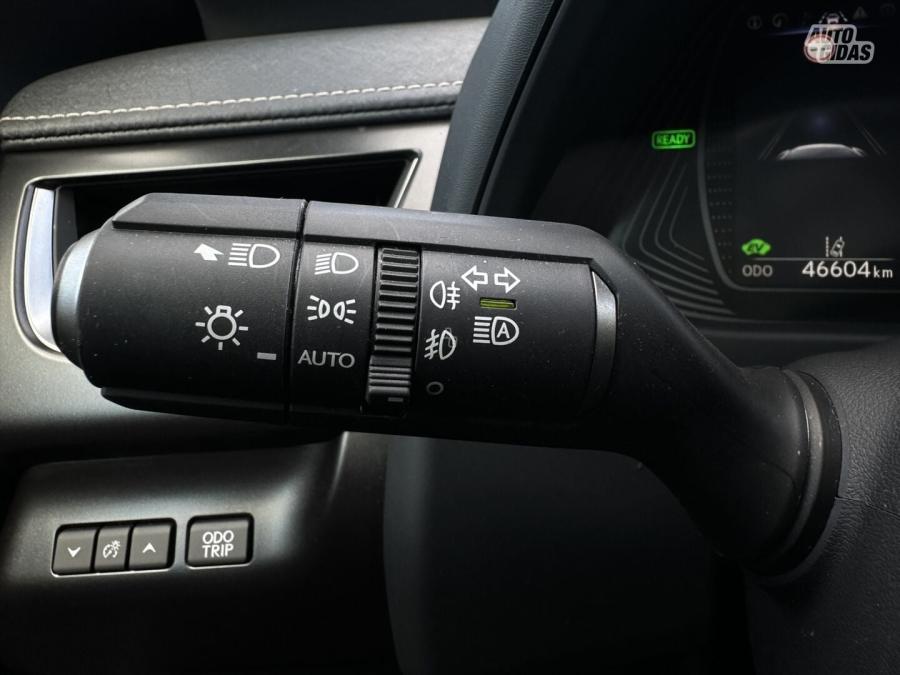 Серый Лексус UX 250h 2023 в Авиженяй, объемом двигателя 2.00 л и пробегом 47 тыс. км за 31750 €, фото 14 на AUTOMOTO.COM.LV