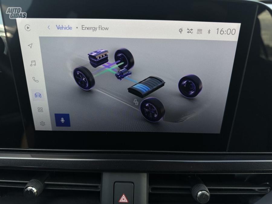 Серый Лексус UX 250h 2023 в Авиженяй, объемом двигателя 2.00 л и пробегом 47 тыс. км за 31750 €, фото 18 на AUTOMOTO.COM.LV