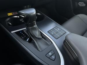 Серый Лексус UX 250h 2023 в Авиженяй, объемом двигателя 2.00 л и пробегом 47 тыс. км за 31750 €, фото 22 на AUTOMOTO.COM.LV