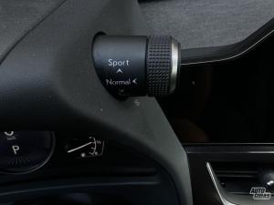 Серый Лексус UX 250h 2023 в Авиженяй, объемом двигателя 2.00 л и пробегом 137 тыс. км за 24950 €, фото 16 на AUTOMOTO.COM.LV