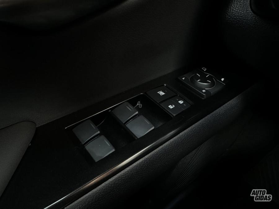 Серый Лексус UX 250h 2023 в Авиженяй, объемом двигателя 2.00 л и пробегом 137 тыс. км за 24950 €, фото 23 на AUTOMOTO.COM.LV