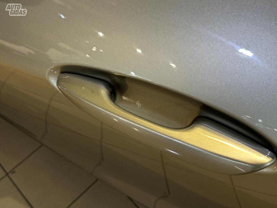 Серый Лексус UX 250h 2023 в Авиженяй, объемом двигателя 2.00 л и пробегом 137 тыс. км за 24950 €, фото 26 на AUTOMOTO.COM.LV