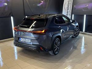 Серый Лексус UX 250h 2023 в Вильнюс, объемом двигателя 2.00 л и пробегом 39 тыс. км за 29950 €, фото 3 на AUTOMOTO.COM.LV