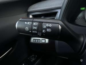 Grey Lexus UX 250h 2023 in Vilnius, with an engine capacity of 2.00 L and mileage of 137 thousand km for 24950 €, photo 12 on AUTOMOTO.COM.LV