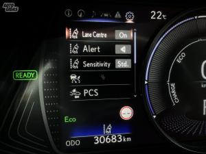Grey Lexus UX 250h 2023 in Avizieniai, with an engine capacity of 2.00 L and mileage of 31 thousand km for 30950 €, photo 9 on AUTOMOTO.COM.LV