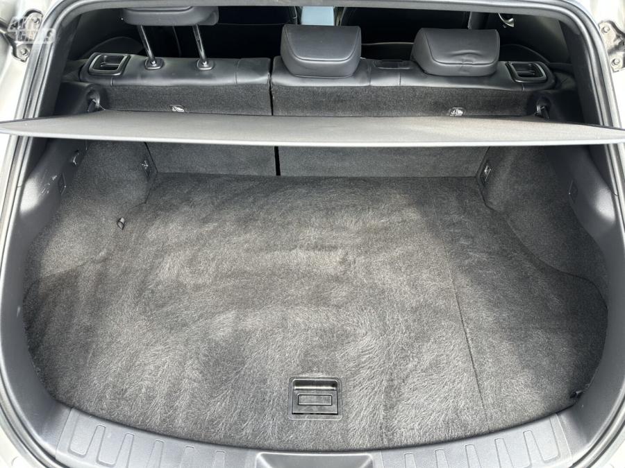 Grey Lexus UX 250h 2023 in Avizieniai, with an engine capacity of 2.00 L and mileage of 31 thousand km for 30950 €, photo 25 on AUTOMOTO.COM.LV
