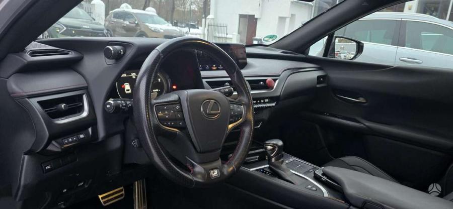 Grey Lexus UX 250h 2019 in Klaipeda, with an engine capacity of 2.00 L and mileage of 95 thousand km for 23500 €, photo 26 on AUTOMOTO.COM.LV