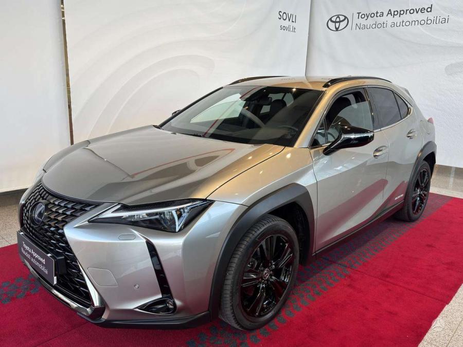 Grey Lexus UX 250h 2021 in Siauliai, with an engine capacity of 1.99 L and mileage of 64 thousand km for 24500 €, photo 1 on AUTOMOTO.COM.LV