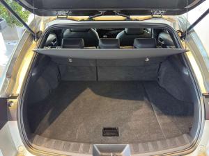Grey Lexus UX 250h 2021 in Siauliai, with an engine capacity of 1.99 L and mileage of 64 thousand km for 24500 €, photo 9 on AUTOMOTO.COM.LV