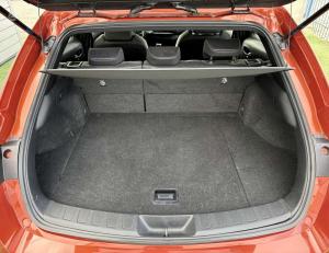 Orange Lexus UX 250h 2019 in Panevezys, with an engine capacity of 1.99 L and mileage of 321 thousand km for 16500 €, photo 22 on AUTOMOTO.COM.LV