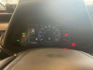 Orange Lexus UX 250h 2019 in Vilnius, with an engine capacity of 1.99 L and mileage of 204 thousand km for 19900 €, photo 11 on AUTOMOTO.COM.LV