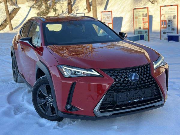 Sarkans Lexus UX 250h 2019 Kauņa, ar dzinēja tilpumu 1.99 L un nobraukumu 51 tūkst. km par 21950 €, foto 1 vietnē AUTOMOTO.COM.LV