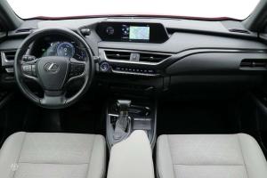 Красный Лексус UX 250h 2019 в Вильнюс, объемом двигателя 1.99 л и пробегом 93 тыс. км за 24900 €, фото 7 на AUTOMOTO.COM.LV