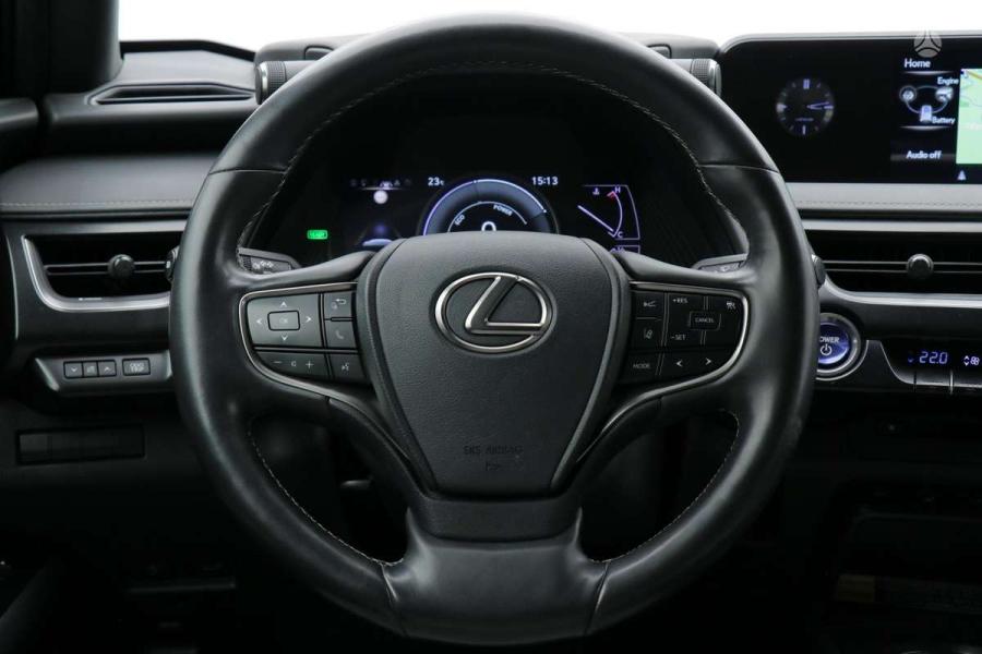 Красный Лексус UX 250h 2019 в Вильнюс, объемом двигателя 1.99 л и пробегом 93 тыс. км за 24900 €, фото 13 на AUTOMOTO.COM.LV