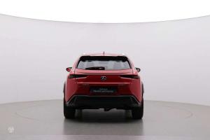 Red Lexus UX 250h 2019 in Vilnius, with an engine capacity of 1.99 L and mileage of 93 thousand km for 25400 €, photo 5 on AUTOMOTO.COM.LV