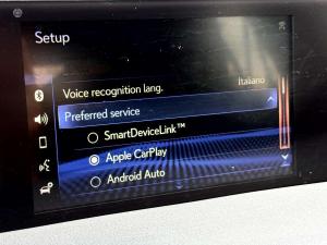 Красный Лексус UX 250h 2020 в Паневежис, объемом двигателя 1.99 л и пробегом 74 тыс. км за 22900 €, фото 26 на AUTOMOTO.COM.LV
