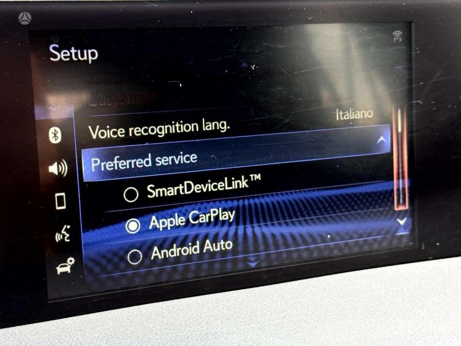 Красный Лексус UX 250h 2020 в Паневежис, объемом двигателя 1.99 л и пробегом 74 тыс. км за 22900 €, фото 26 на AUTOMOTO.COM.LV