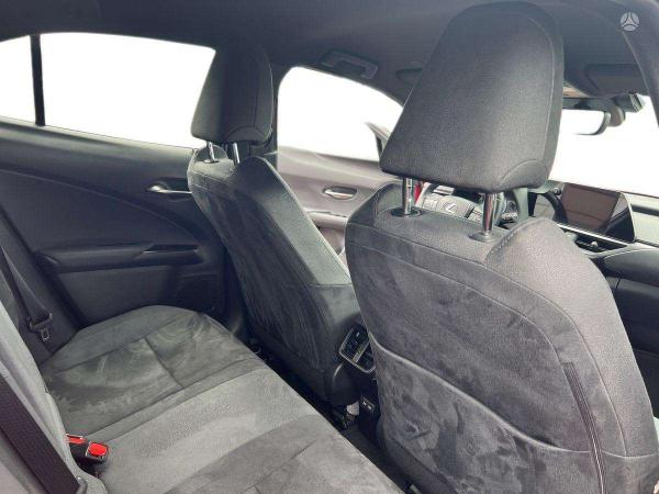 Red Lexus UX 250h 2023 in Klaipeda, with an engine capacity of 1.99 L and mileage of 32 thousand km for 29900 €, photo 7 on AUTOMOTO.COM.LV